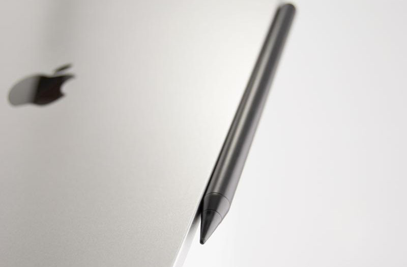 Stylus FIXED Graphite pre iPady so šikovným hrotom a magnetmi (FIXGRA ...